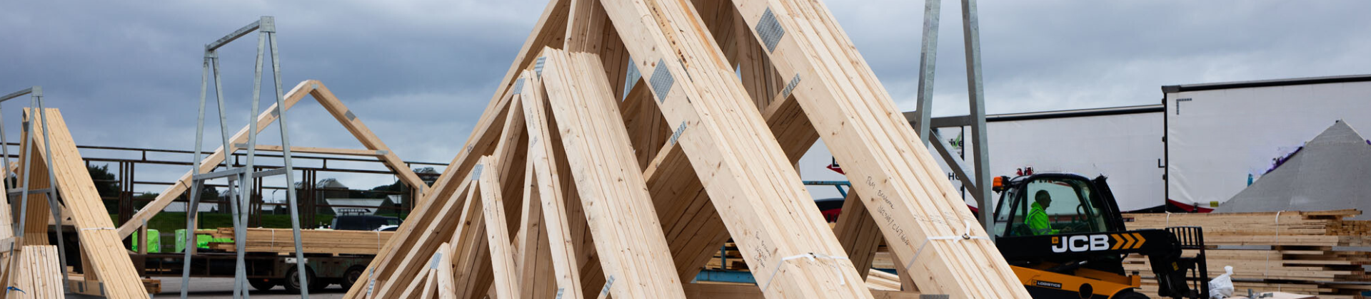 Roof Trusses - Fast UK Delivery - Wolverhampton, Bridgnorth,Shrewbury ...